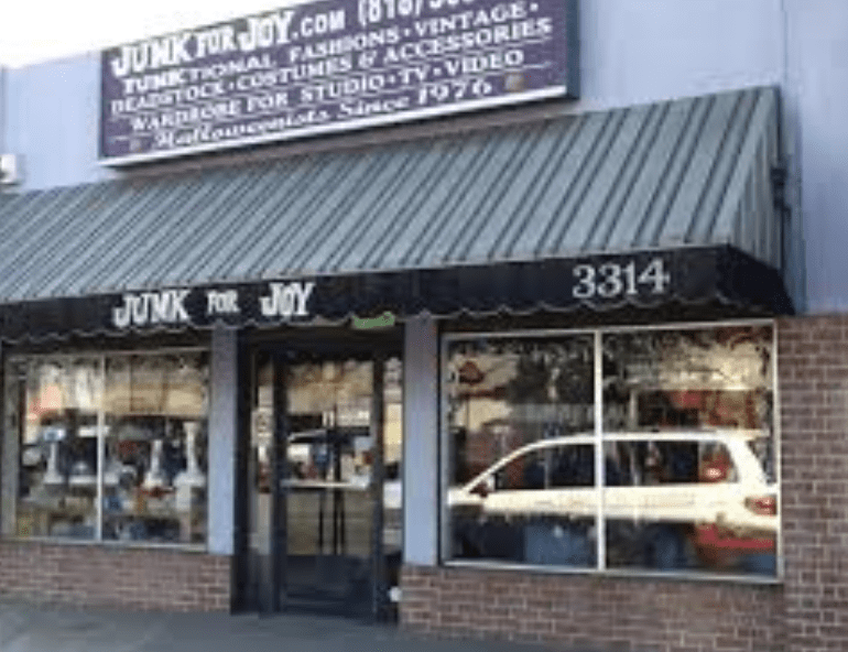 Best Thrift Stores in Los Angeles (2026): Your Guide to Secondhand ...